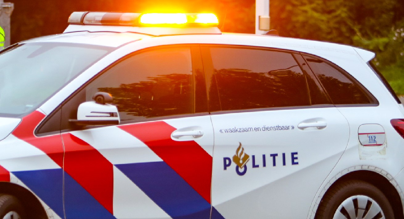 Agent op fiets gewond na aanrijding met automobilist onder invloed ...