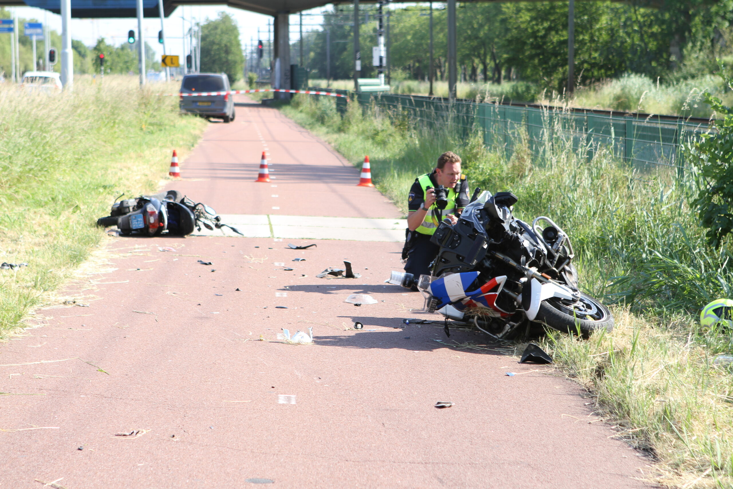 Motoragent gewond na ongeval op fietspad Koog aan de Zaan | 112 Nieuws ...