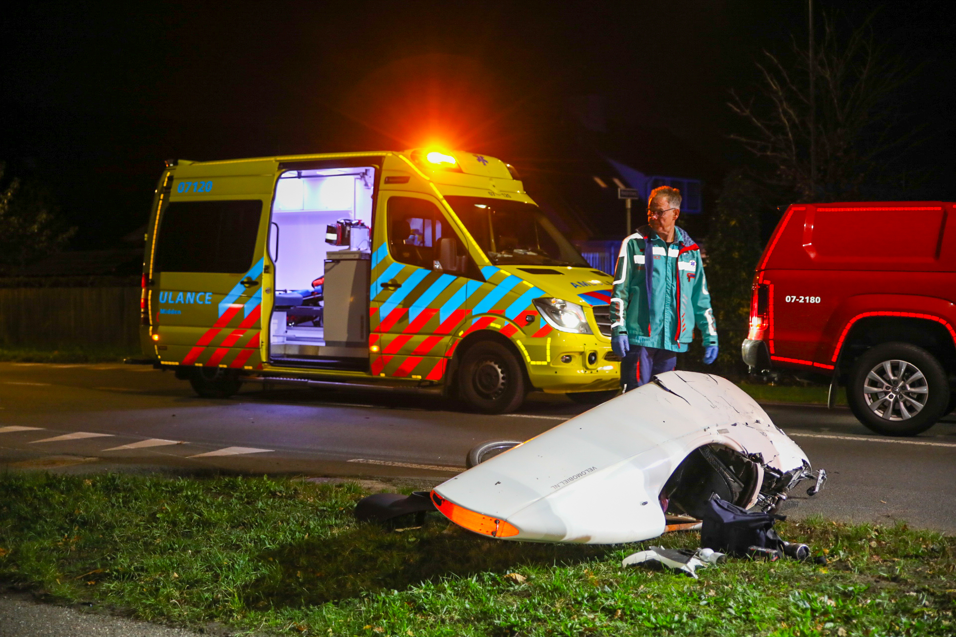Ligfietser zwaargewond na aanrijding met auto Harderwijkerweg Harskamp ...