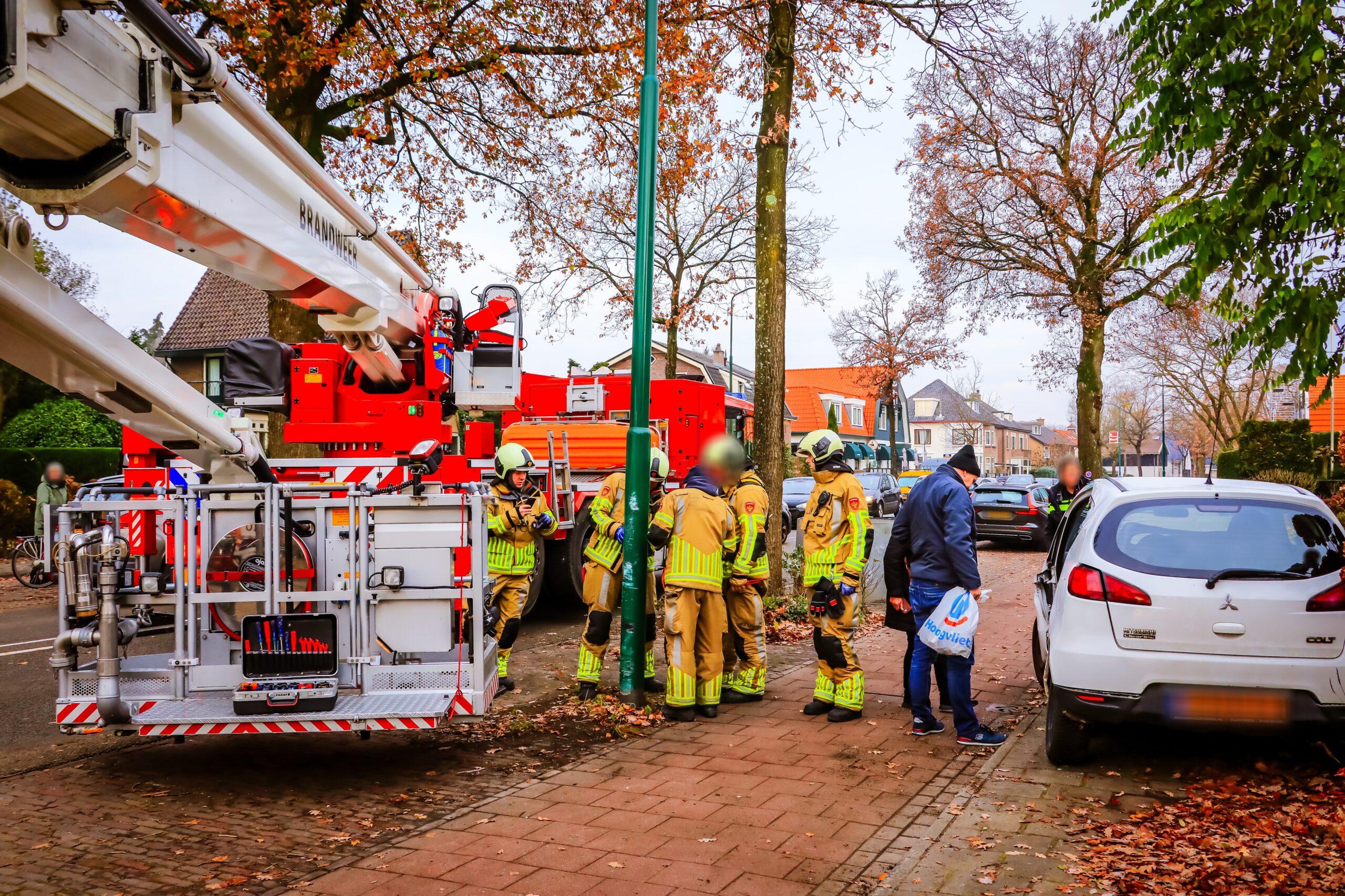 Veel schade na ongeval Middelwijkstraat Soest | 112 Nieuws Nederland