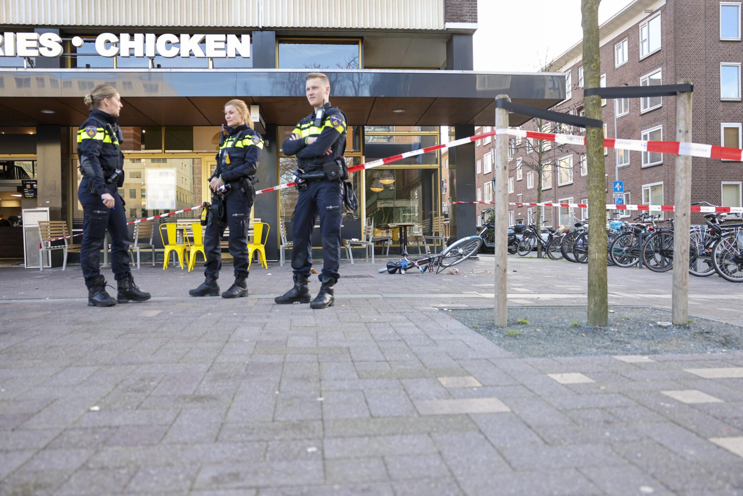 Slachtoffer zwaargewond na steekpartij Zuidplein Rotterdam | 112 Nieuws ...