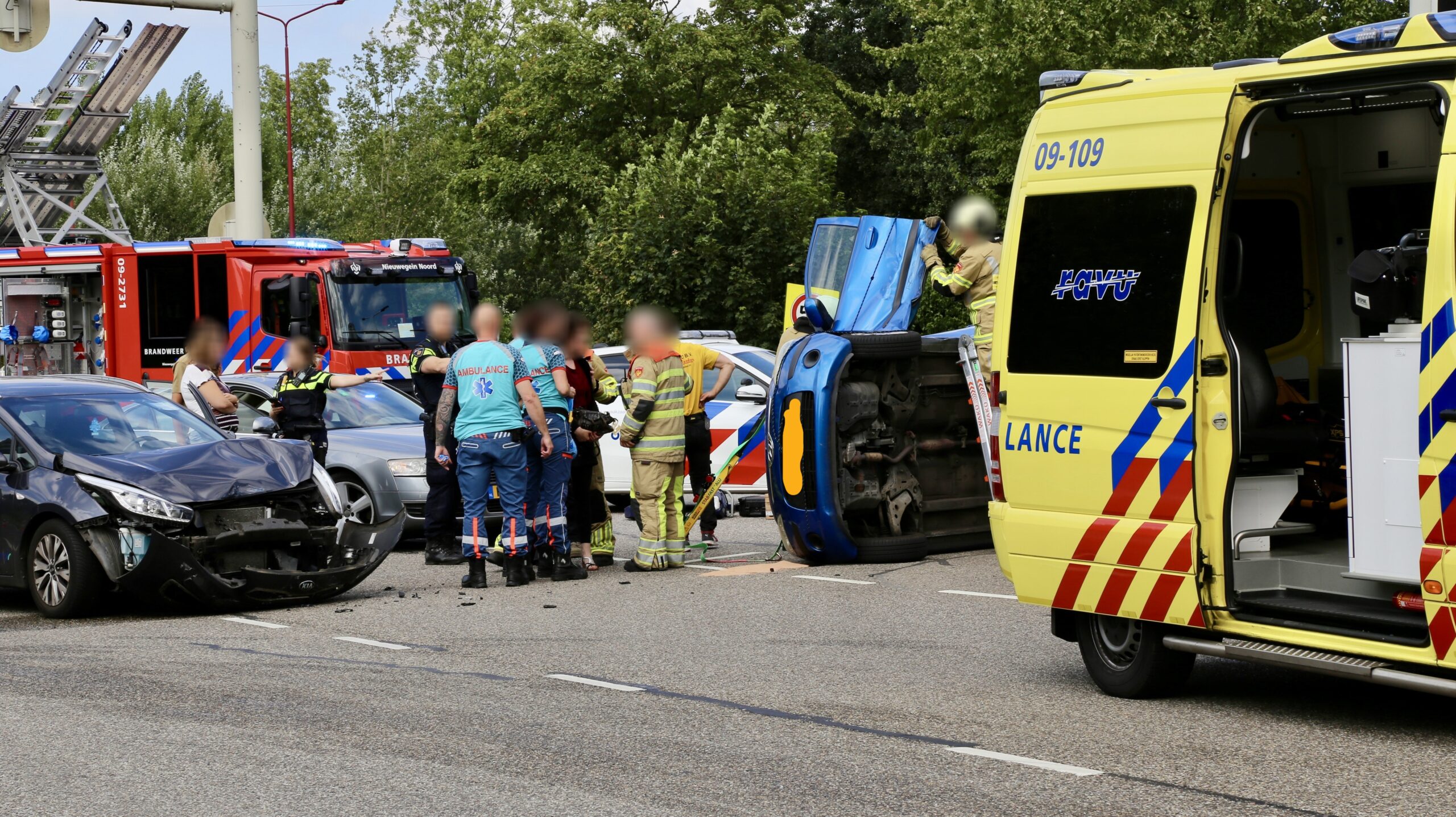 Ongeval op A2 bij Nieuwegein, twee auto’s zwaar beschadigd | 112 Nieuws Nederland