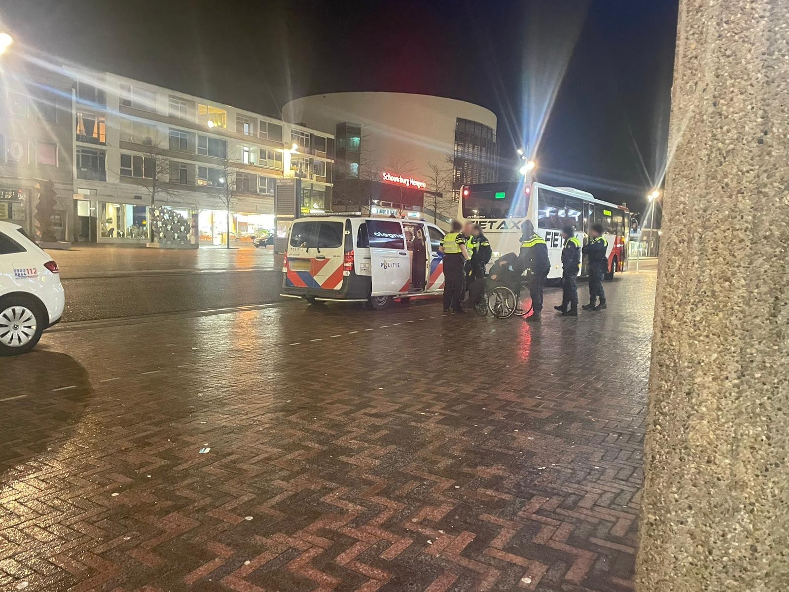 Dronken persoon aangehouden en in rolstoel gezet na overlast | 112 ...