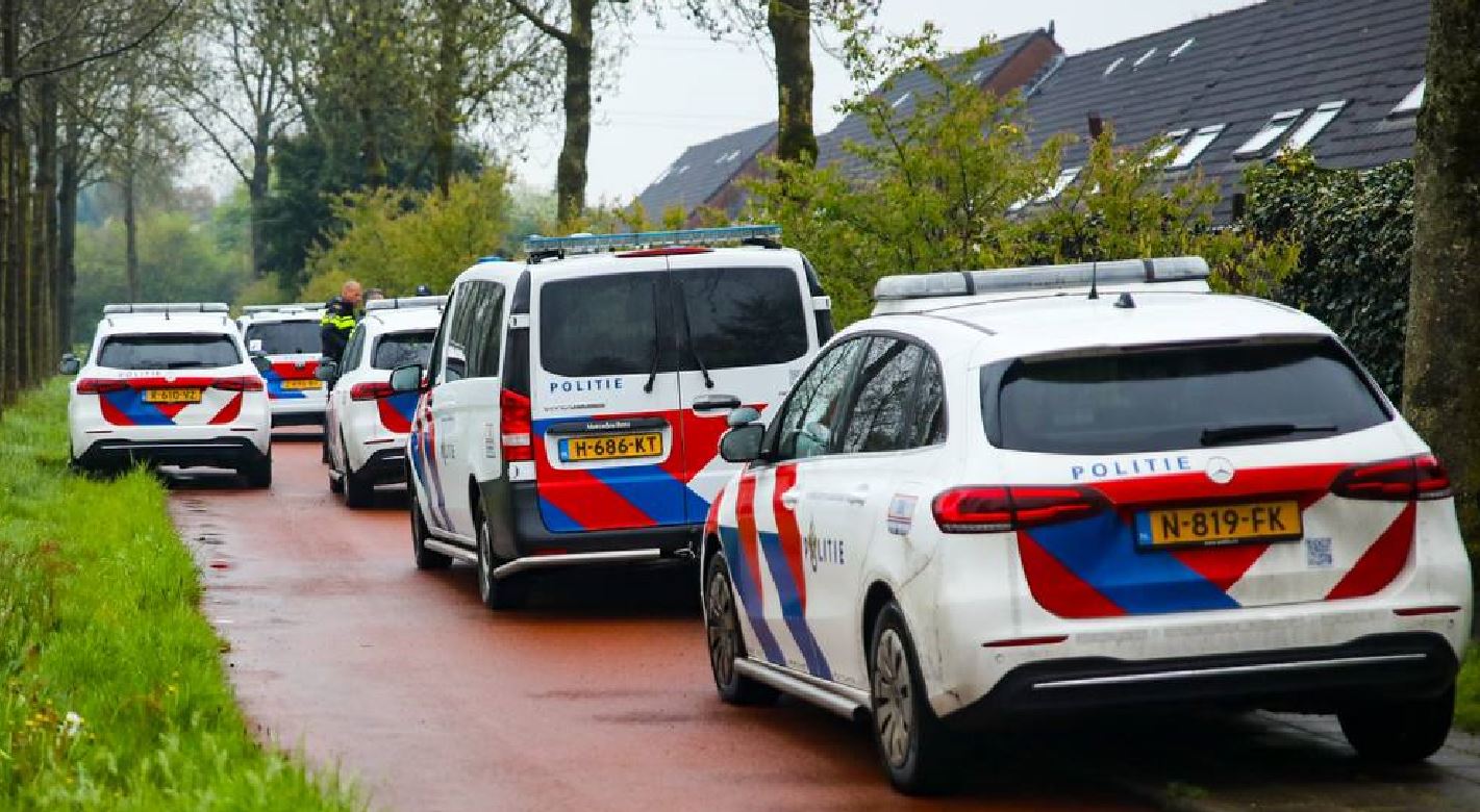 Politie bekogeld met stenen en vuurwerk na grote vechtpartij op kermis ...