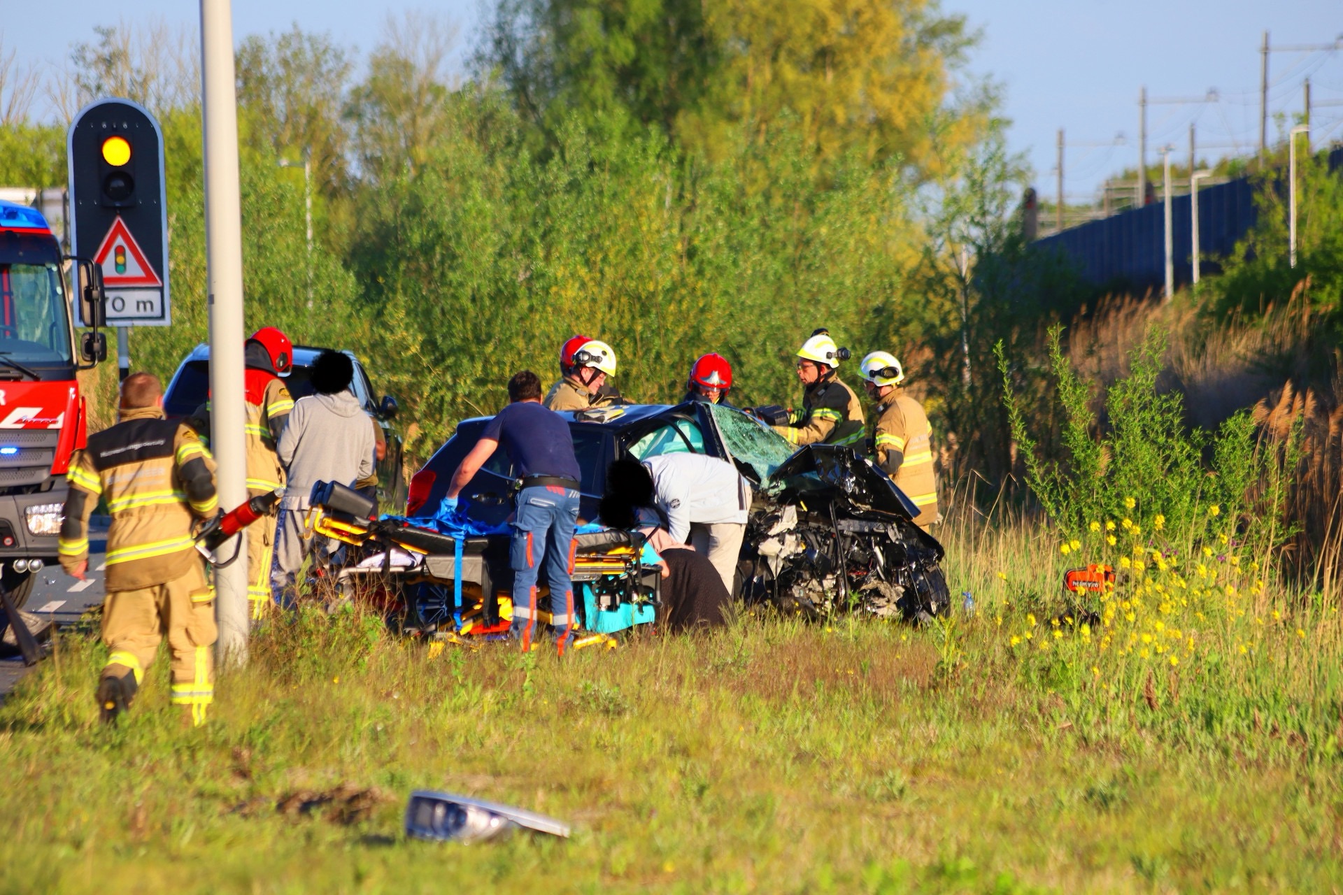 Zwaar frontaal ongeval met meerdere gewonden, hulpdiensten groots ter plaatse | 112 Nieuws Nederland