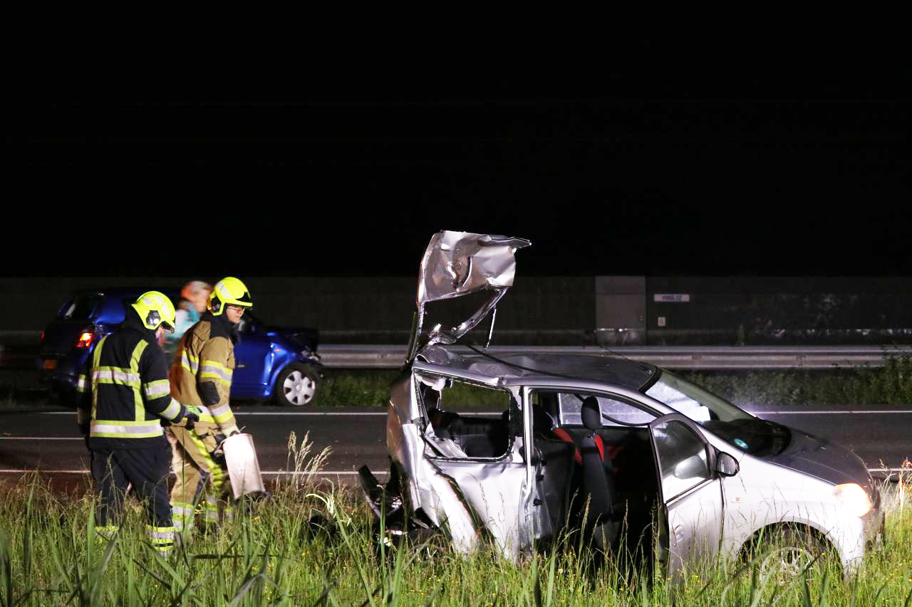 Automobilist (33) onder invloed botst hard op voorligger op snelweg | 112 Nieuws Nederland