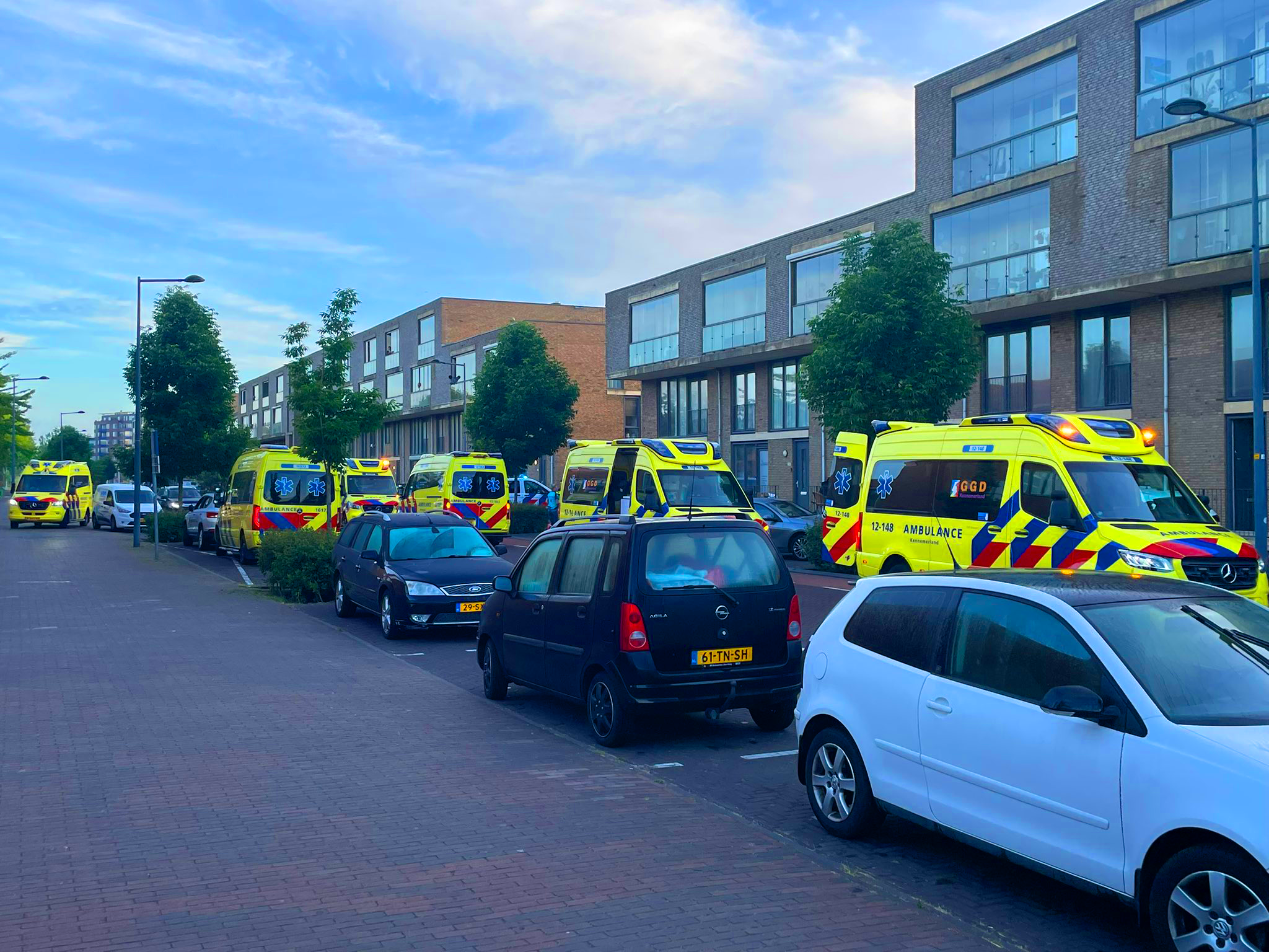 UPDATE | Slachtoffers dodelijk steekincident zijn twee mannen van 21 en ...