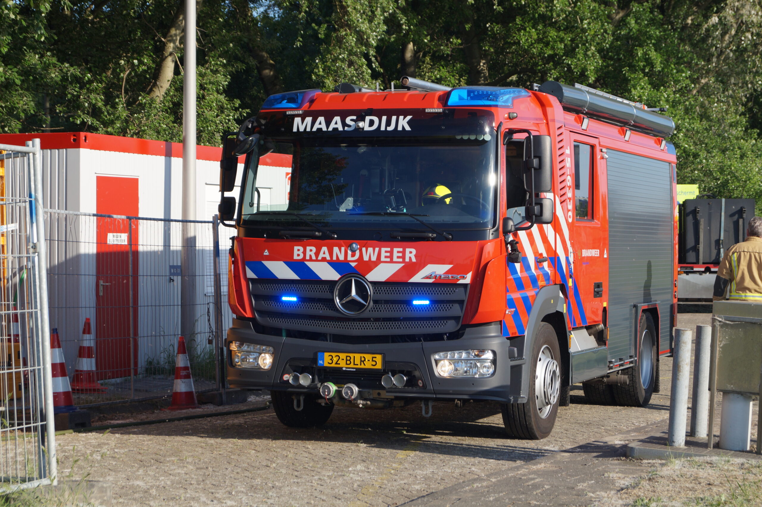 Kleine brand in bosschage snel onder controle na snelle inzet brandweer ...