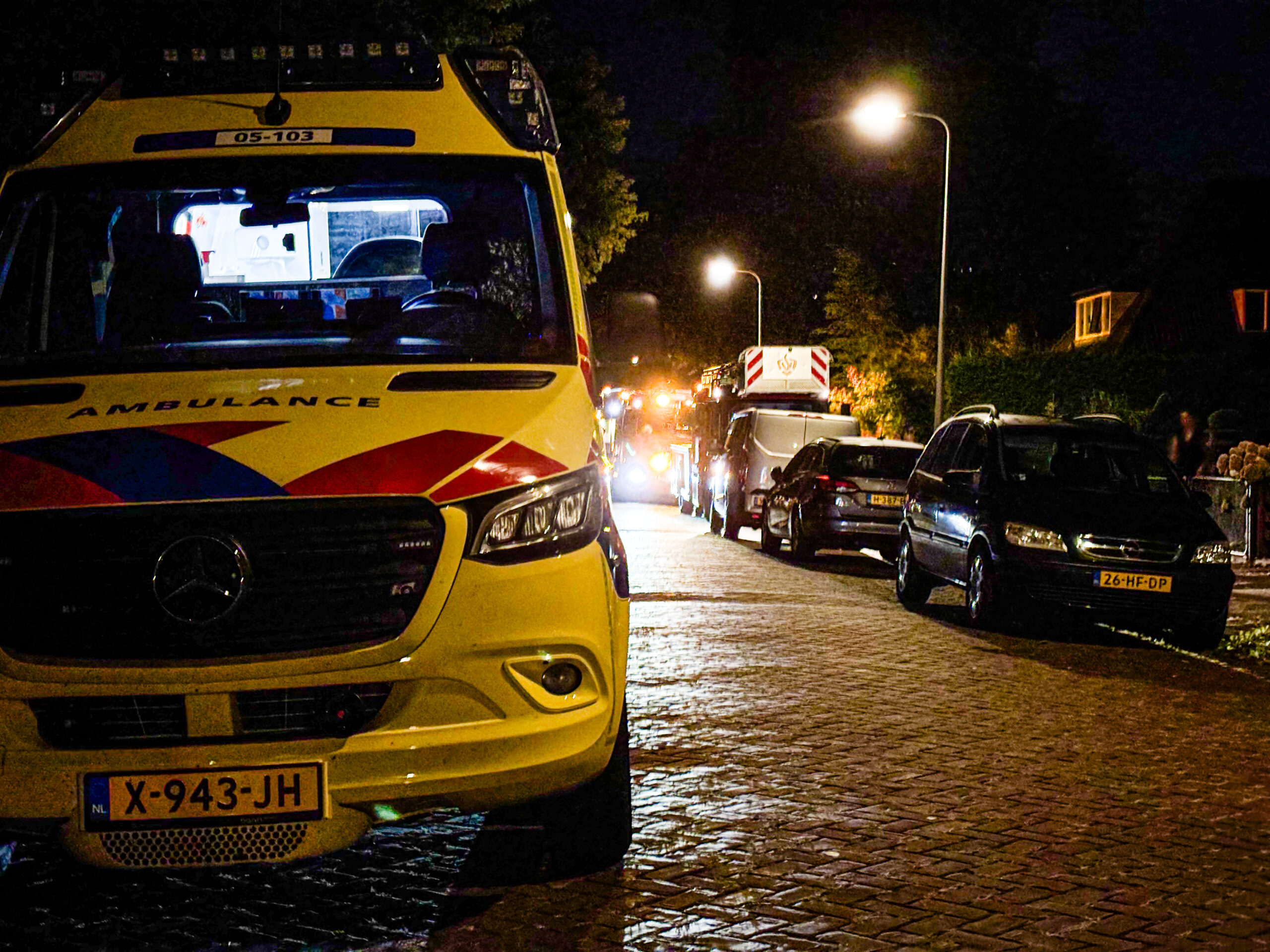 Persoon met spoed naar ziekenhuis na medisch incident in woning Hengelo (Ov.) | 112 Nieuws Nederland