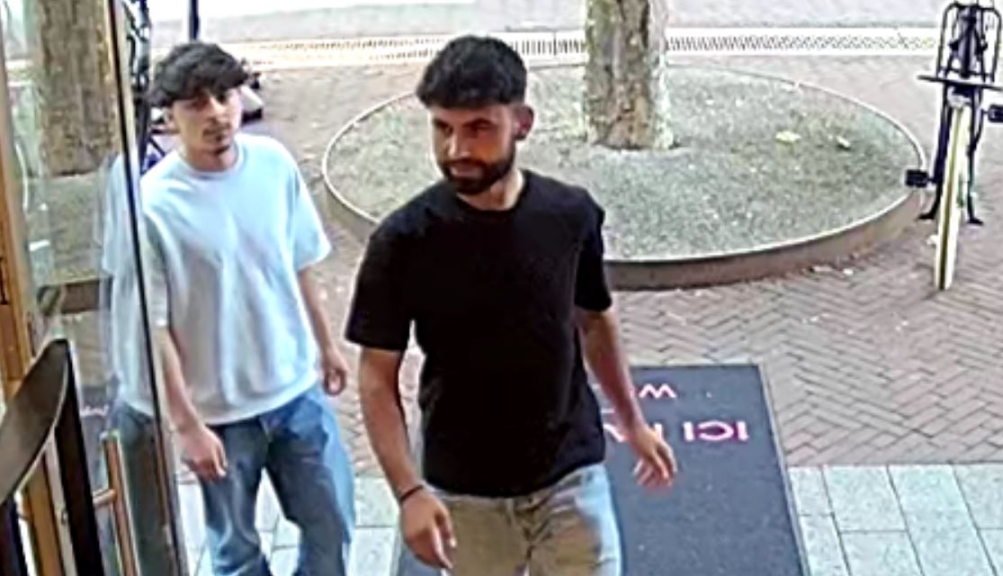 Twee jongemannen stelen voor honderden euro’s aan parfum | 112 Nieuws ...