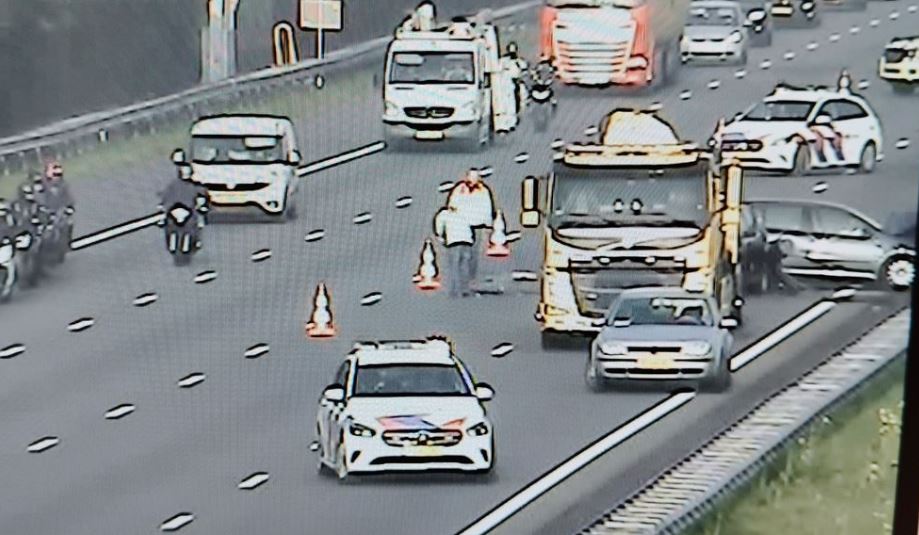 Forse 120 minuten file na ongeval met meerdere auto’s | 112 Nieuws ...