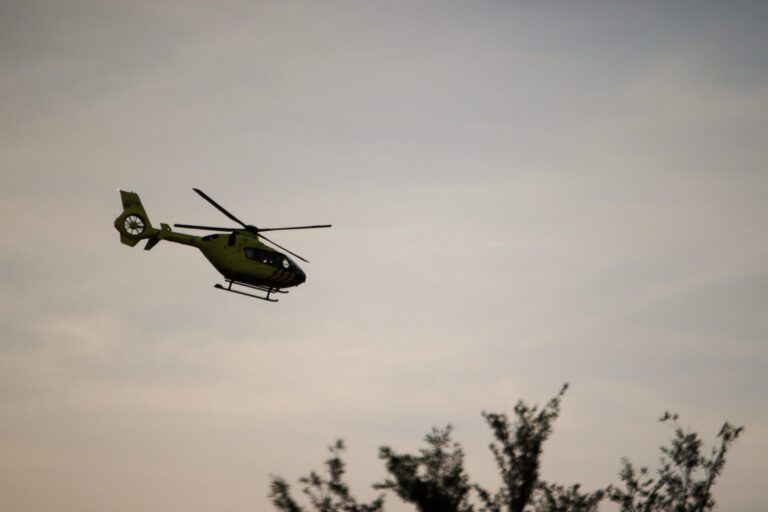 Heftig incident; persoon springt uit luchtballon in Zundert en komt om ...
